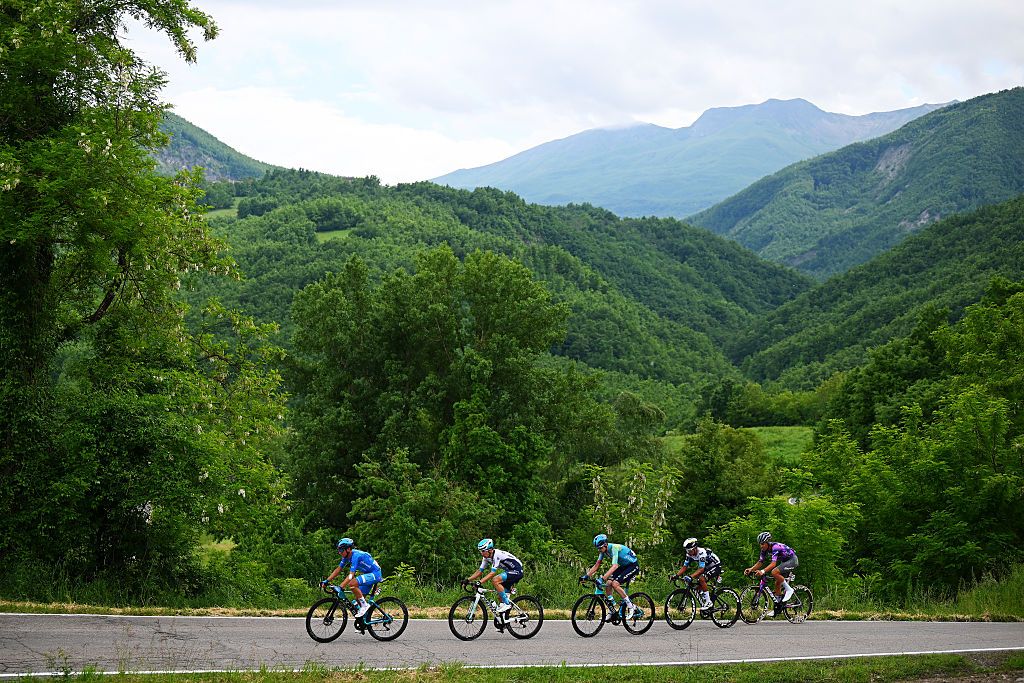 'Hang back, play the game' – Luxury of stage win at Giro d'Italia ...