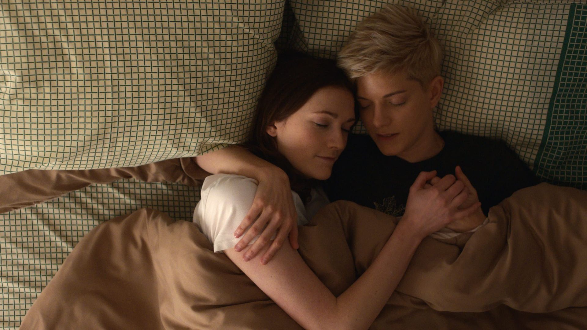 The 48 Best Lesbian TV Shows | Marie Claire