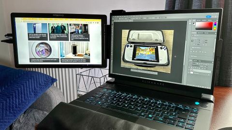 I've started using an attachable second screen with this gaming laptop ...