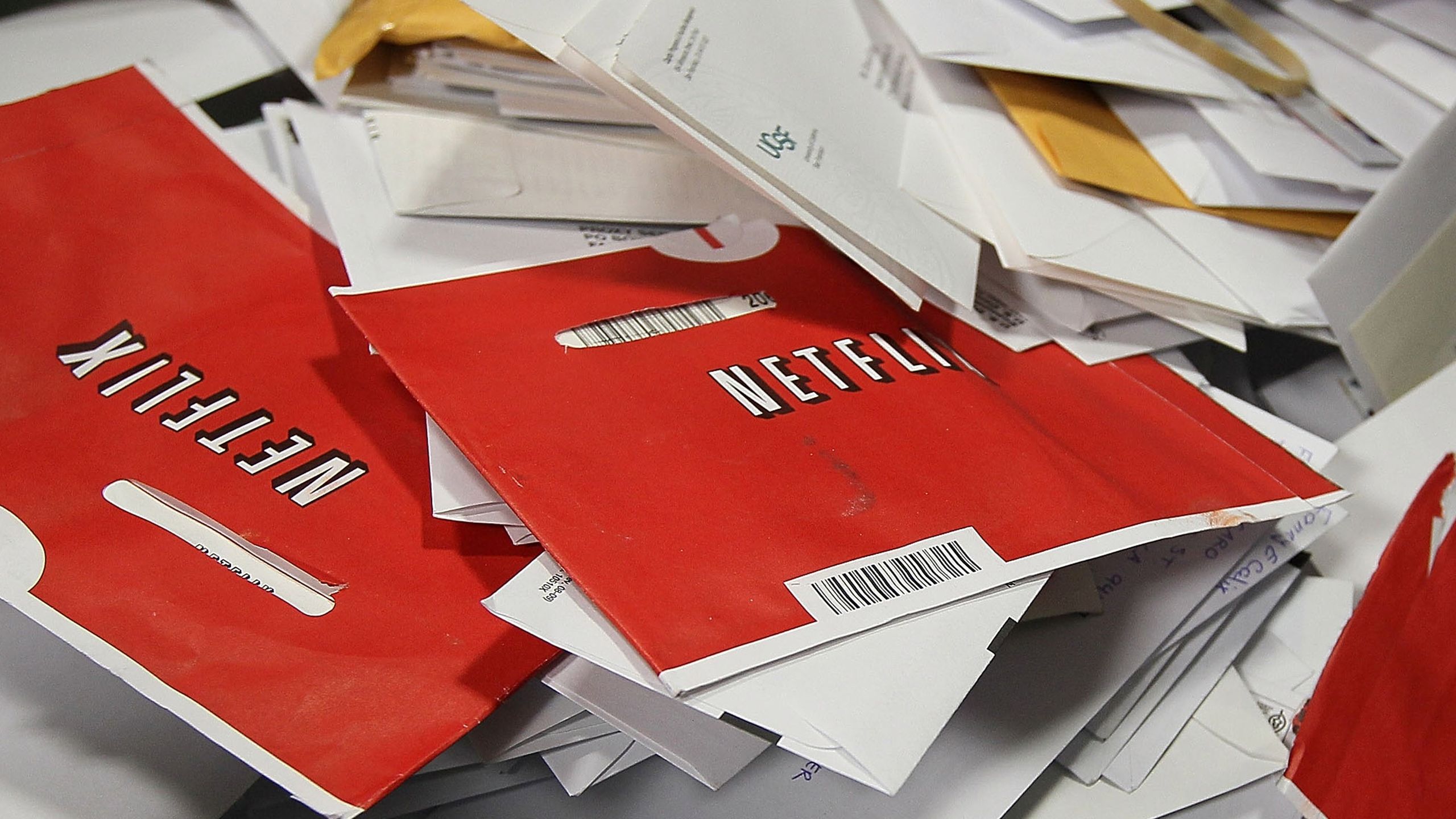 So long red envelopes: Netflix DVD service to end | What to Watch