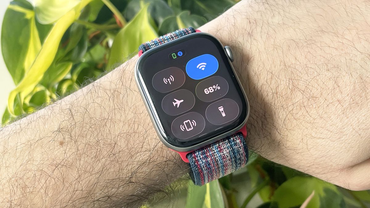 Does the Apple Watch Series 11 really last 24 hours? Oh yeah.... and ...