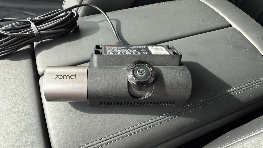 70mai 4K T800 Dash Cam review: superior shooting from three angles | T3