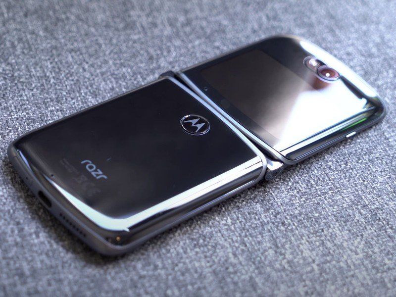 Motorola RAZR 2 hands-on: Righting all of last year's wrongs | Android ...