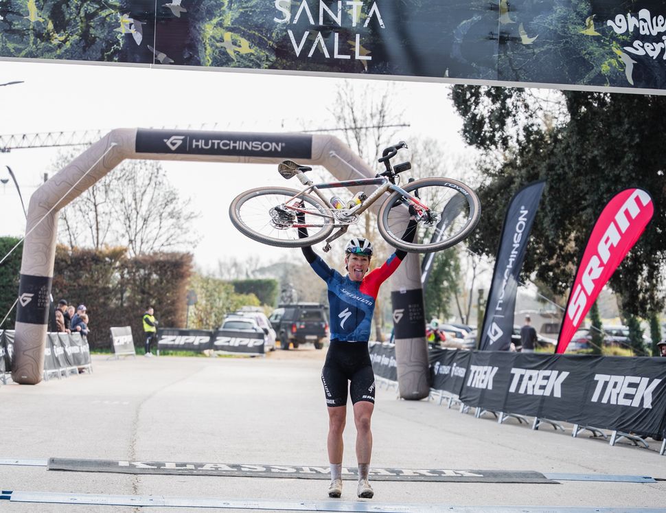 Gravel Earth Series: Annika Langvad and Magnus Bak Klaris control both ...
