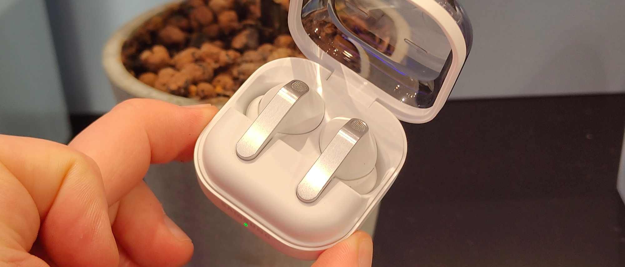 Samsung Galaxy Buds 4 Pro hands-on review: well-rounded earbuds that I ...