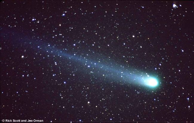 Hyakutake: Comet with a Long, Long Tail | Space