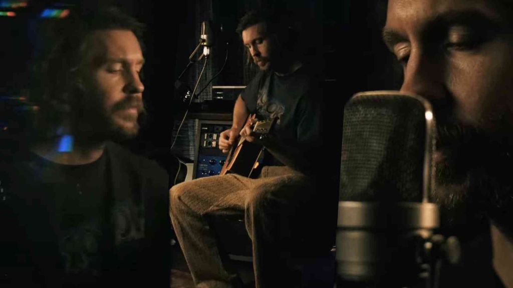 Calvin Harris goes country for his first step back behind the mic in a ...