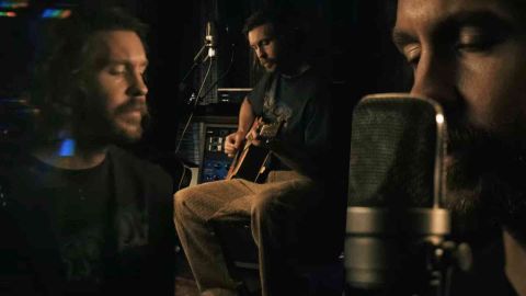 Calvin Harris goes country for his first step back behind the mic in a ...