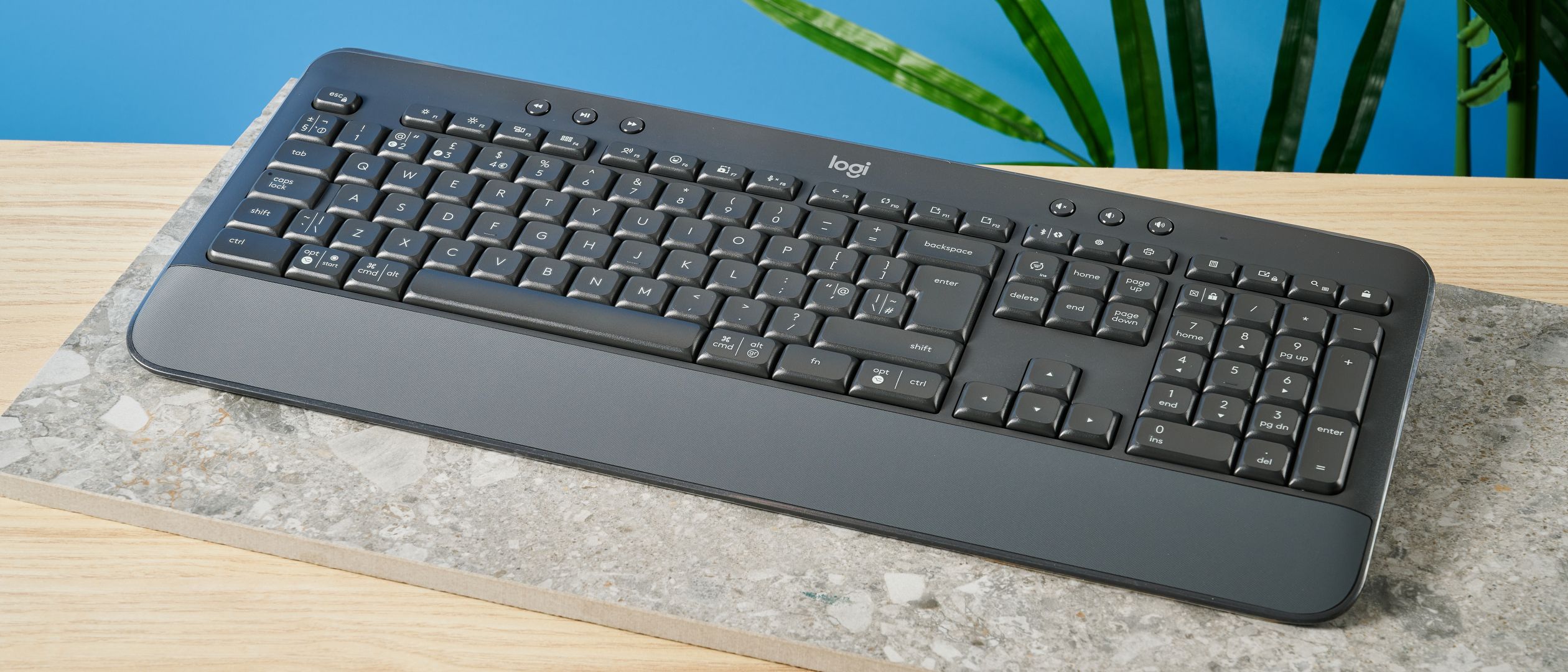 Logitech Signature K650 wireless keyboard review | Tom's Guide