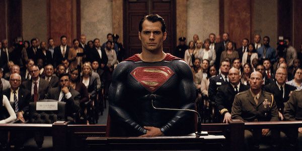 The Subtle Way Batman V Superman Paid Tribute To One Of Superman's ...