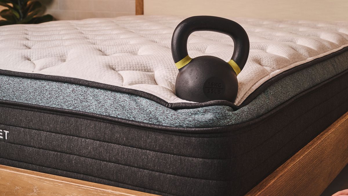 Is the Helix Sunset Luxe mattress worth it for side sleepers? We tried ...