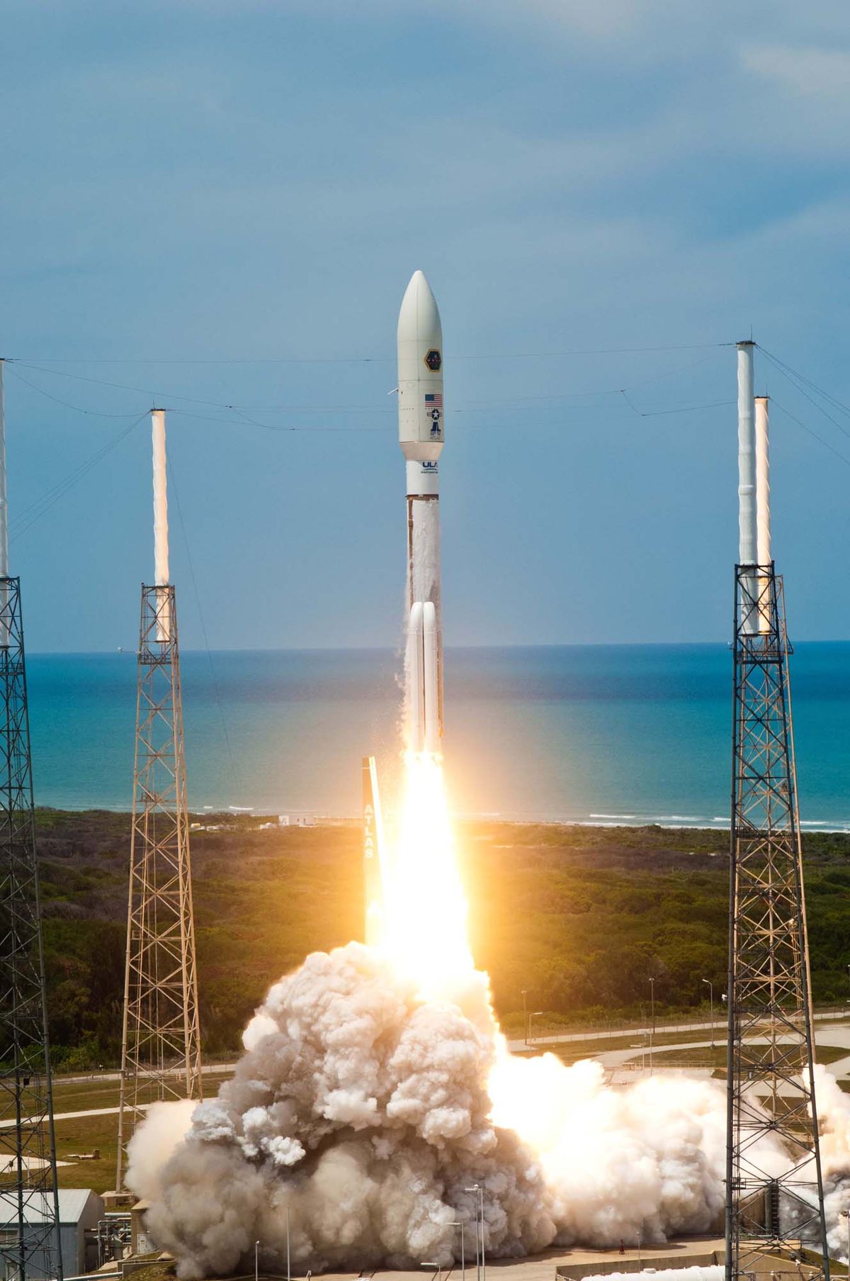 Gallery: USAF Launches New AEHF 2 Satellite | Space