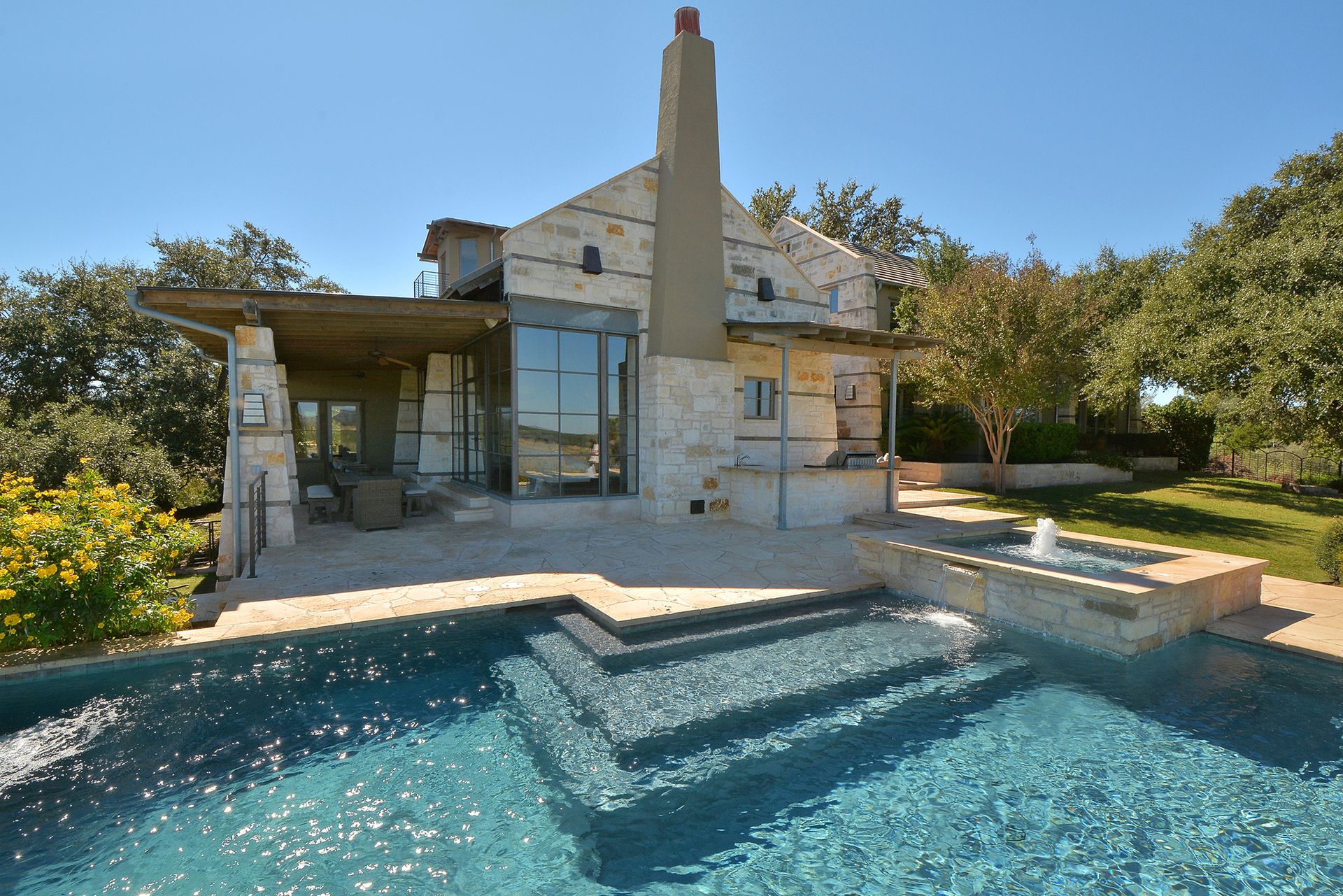 House hunting: 6 beautiful Texas homes | The Week