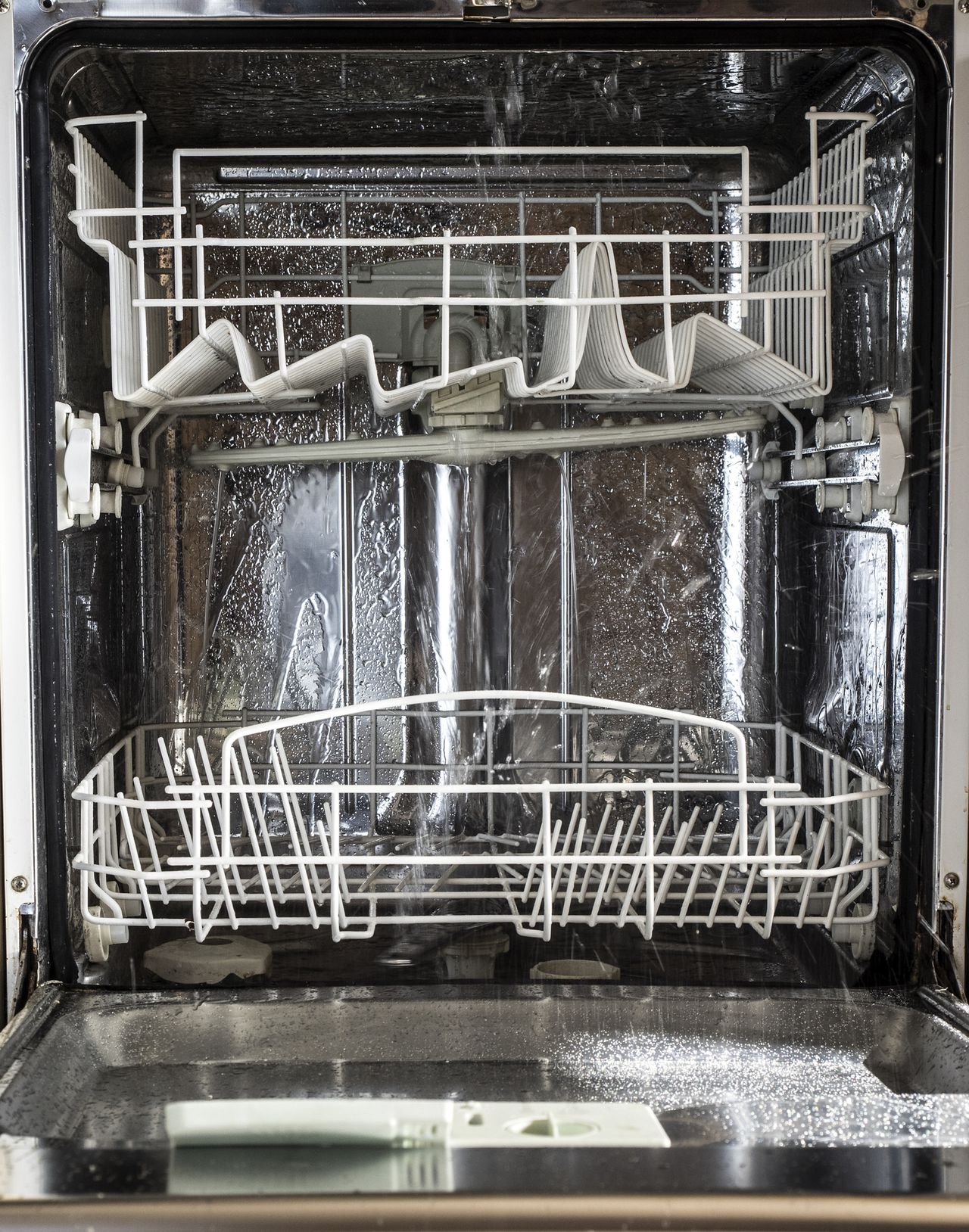 How to clean a dishwasher according to experts | Real Homes