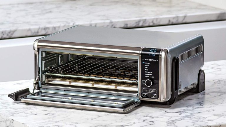 Ninja Foodi 8-in-1 Flip Mini Oven review: a compact cooker | Homes and ...