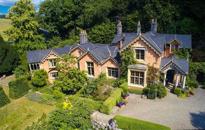 Exquisitely private waterfront property in South Devon with a guest ...