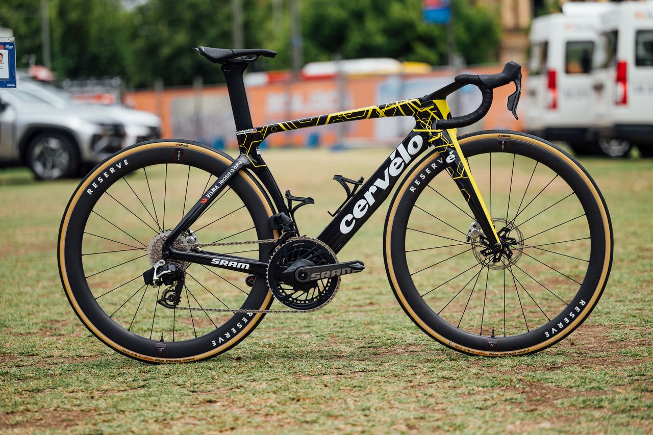 Tour Down Under tech gallery part 1: Brand new bikes, custom paint, and ...
