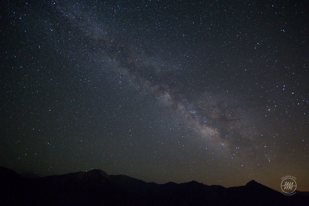 Starry Sky Over Sequoia National Park: Stargazer's Serene Scene (Photos ...