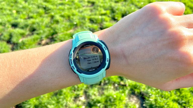 Best cheap Garmin watches deals | Fit&Well