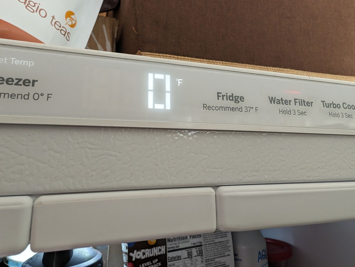 The Pixel 8 Pro temperature sensor is only good for one thing | Android ...