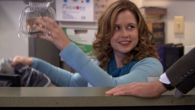 32 Hilarious Times In The Office Where Food Was Involved | Cinemablend
