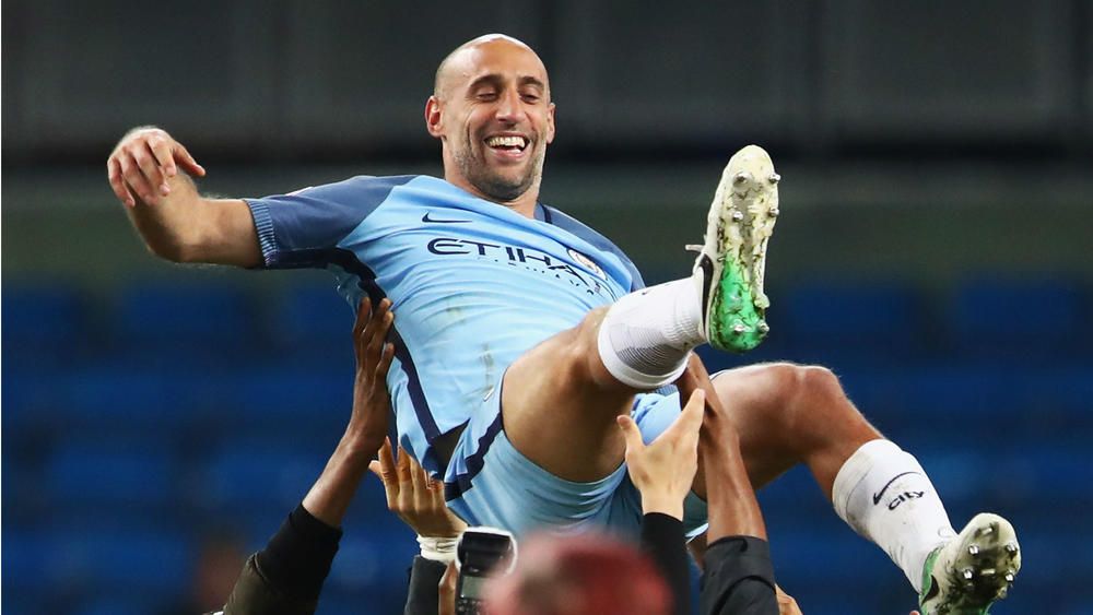 Emotional Zabaleta proud of 'wonderful nine years' at Manchester City ...