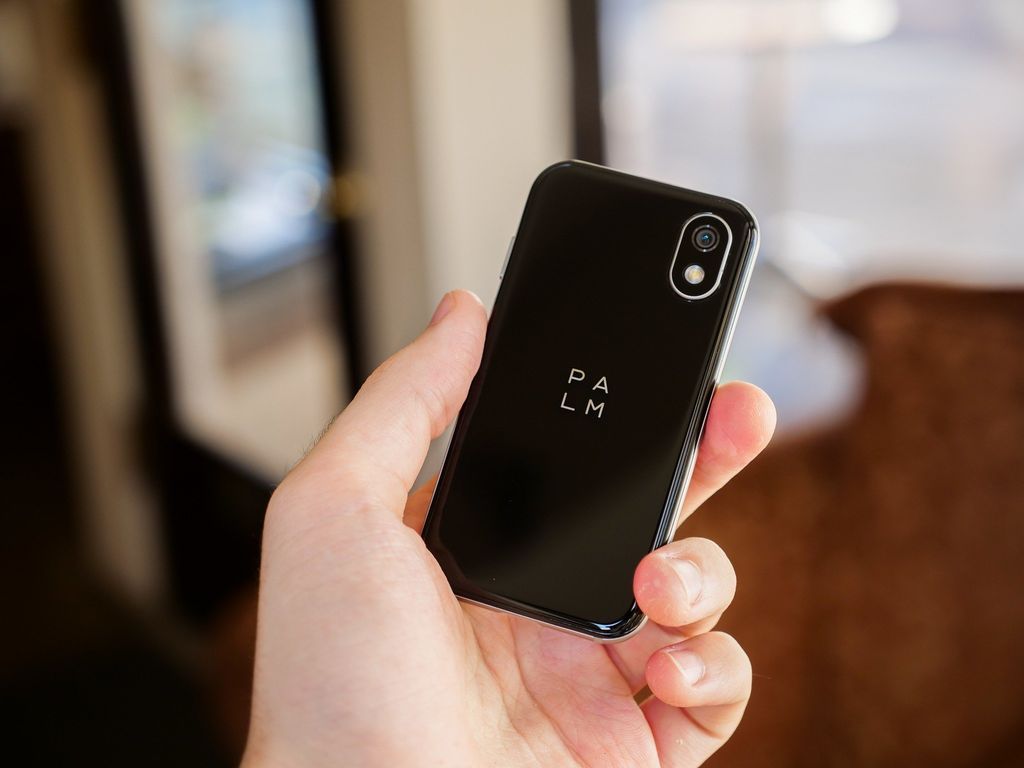 The compact Palm Phone is now available unlocked | Android Central