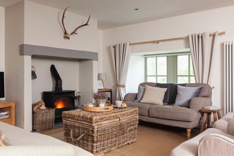 Snug room ideas: 8 ways to create a relaxing, cosy space | Homebuilding