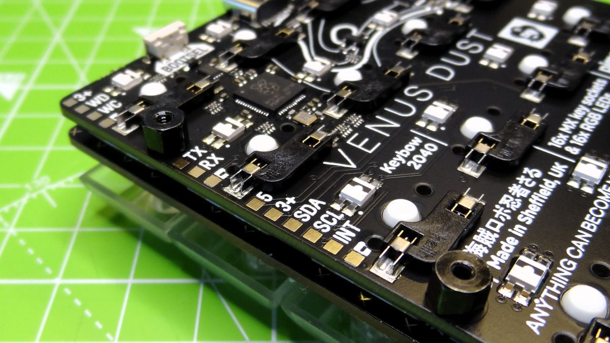 Pimoroni Keybow 2040 Review: Programmable Keyboard with Pi Silicon ...