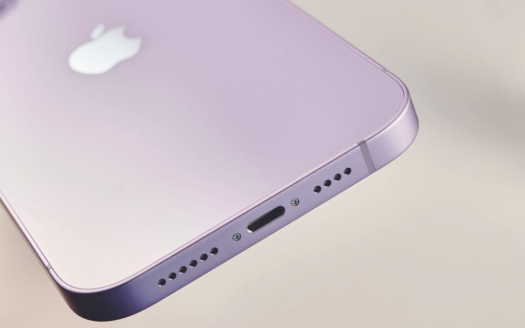 You probably haven't noticed this 'optical illusion' on your iPhone ...