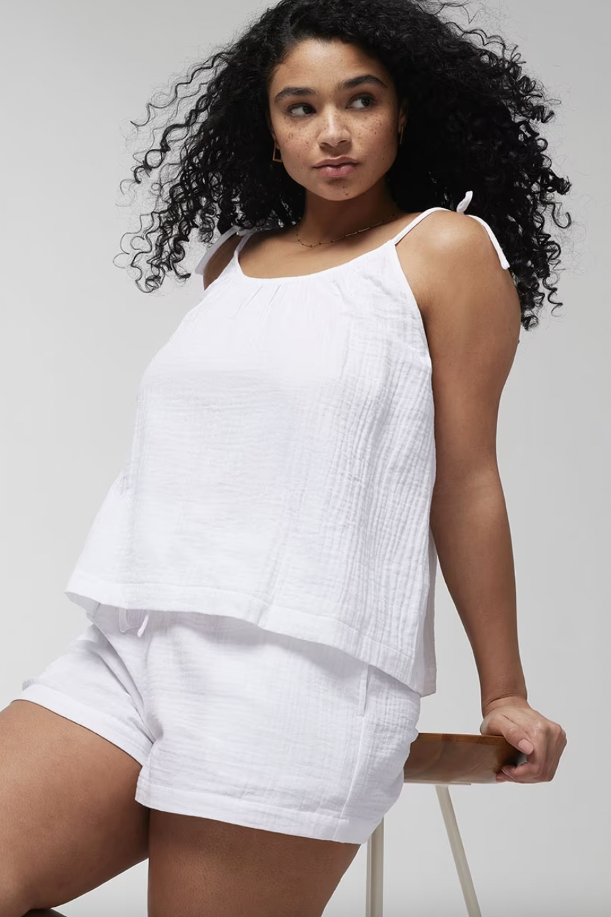 30 Fashion and Beauty Products To Help Achieve The Clean Girl Look ...