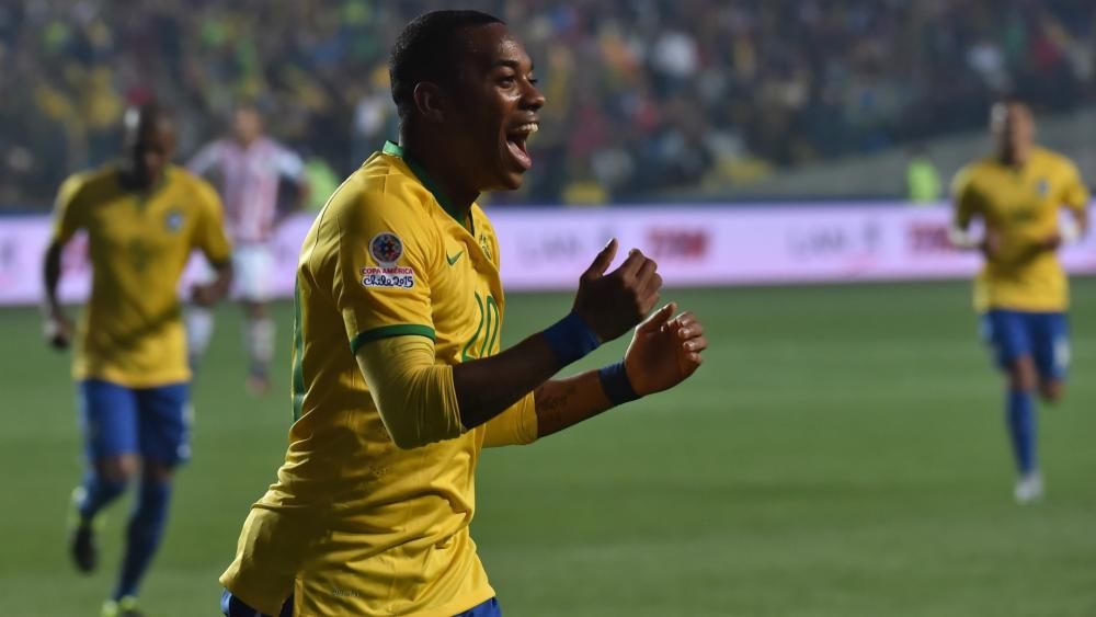 Robinho sets sights on Brazil comeback | FourFourTwo