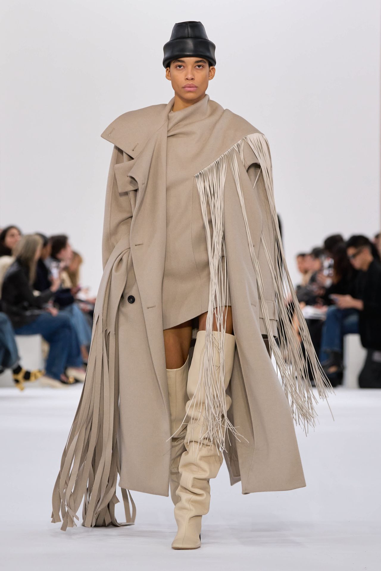 The 7 Key Trends From Milan Fashion Week Autumn/Winter 2025 | Who What Wear