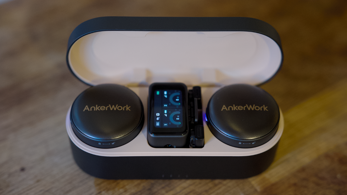 AnkerWork M650 review: a complete wireless mic kit for content creators ...