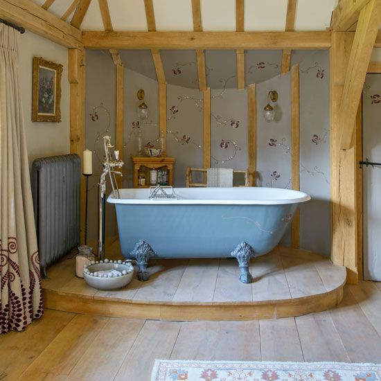 Step inside this beautiful Kent farmhouse | Ideal Home