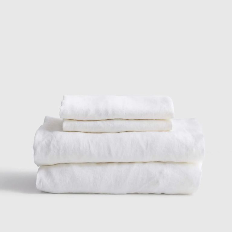 Bed sheet types – your expert guide to shopping for sheets | Homes and ...