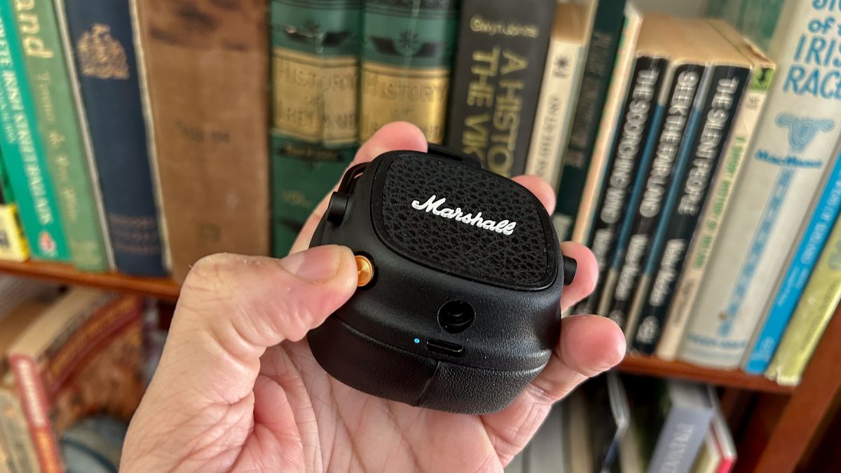 Marshall Major V review: Signature sound and 100+ hours playback | Tom ...