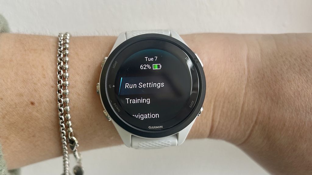 How to change data fields on Garmin Watch | Tom's Guide