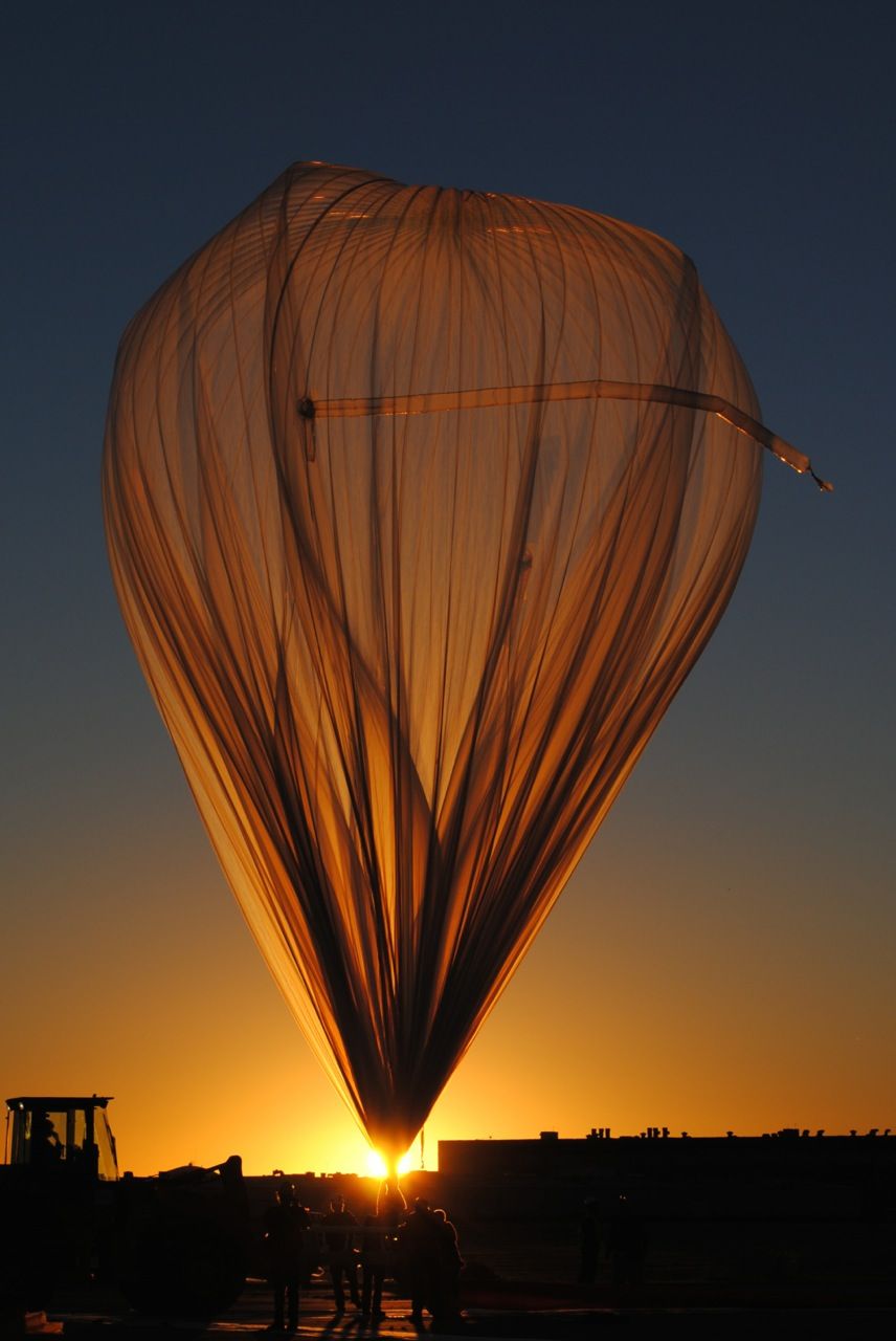 Record-Breaking Supersonic 'Near-Space Dive' in Photos | Space