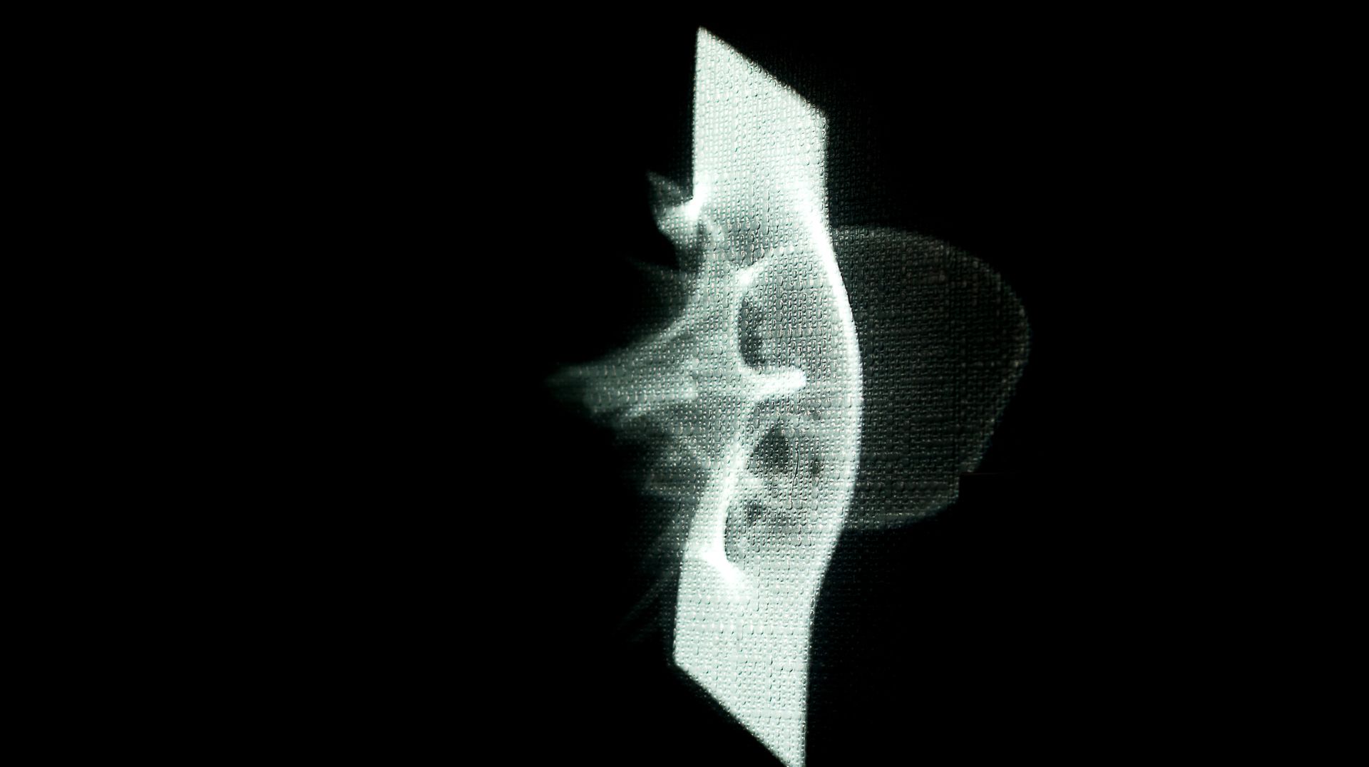 DIY photography project: Turn a tiny glint of light into an abstract ...