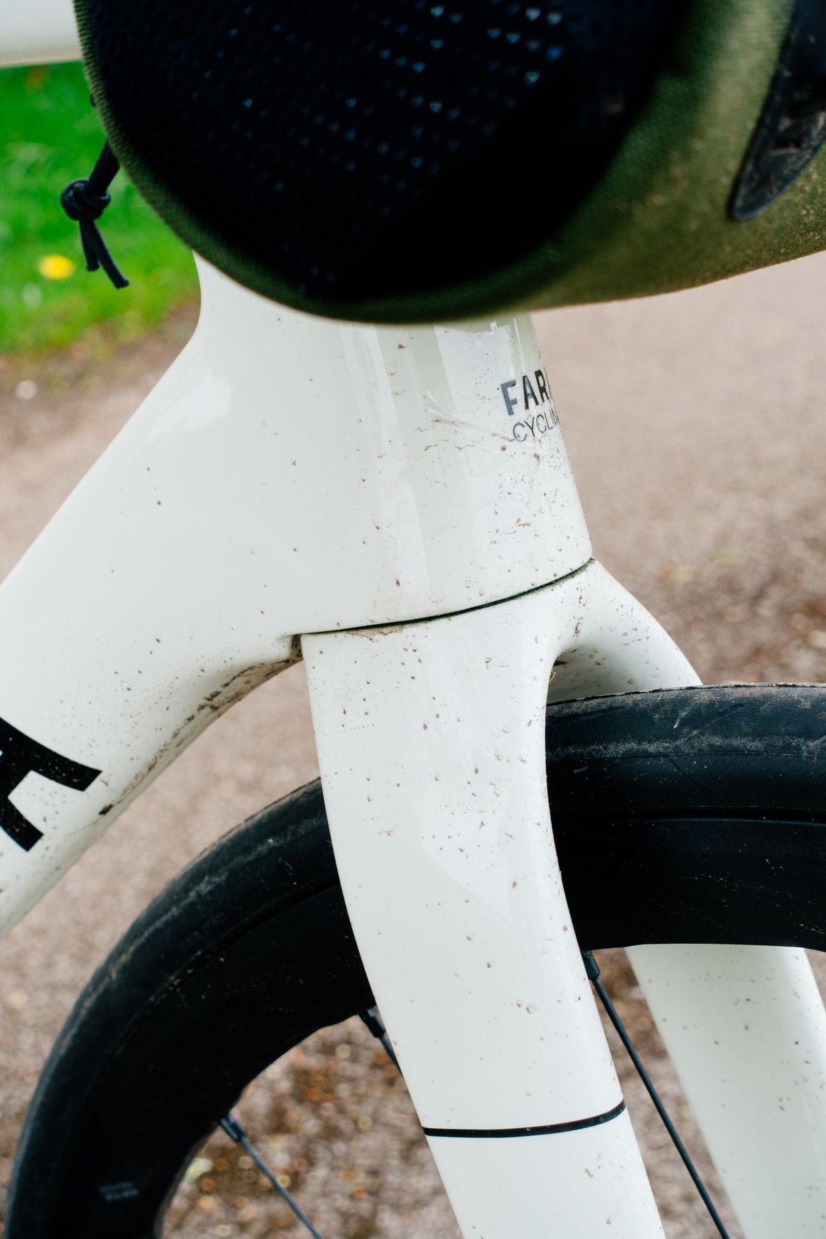 Fara F/Road review: A good looking mile-muncher that needs better ...