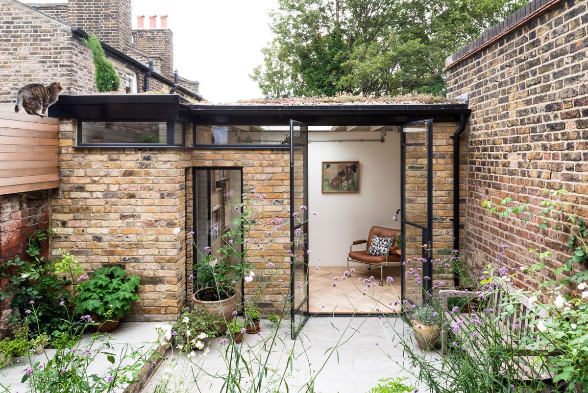Garden Room Ideas: 12 Ways to Create a Great Outdoor Space | Homebuilding