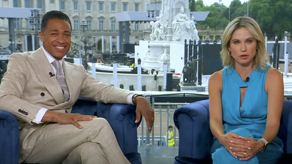 GMA's T.J. Holmes And Amy Robach Are Spending The Christmas Holiday ...