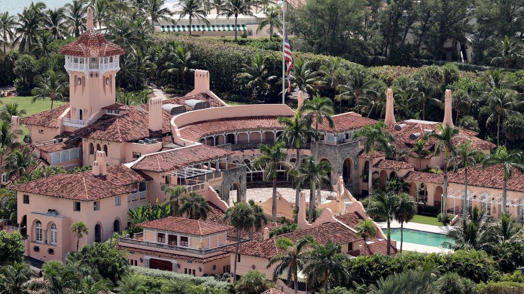 Raymond Dearie Appointed Special Master In Trumps Mar A Lago Probe