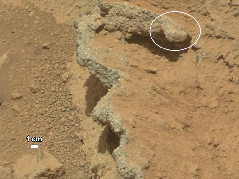Mars Rover Curiosity's 7 Biggest Discoveries (So Far) | Space