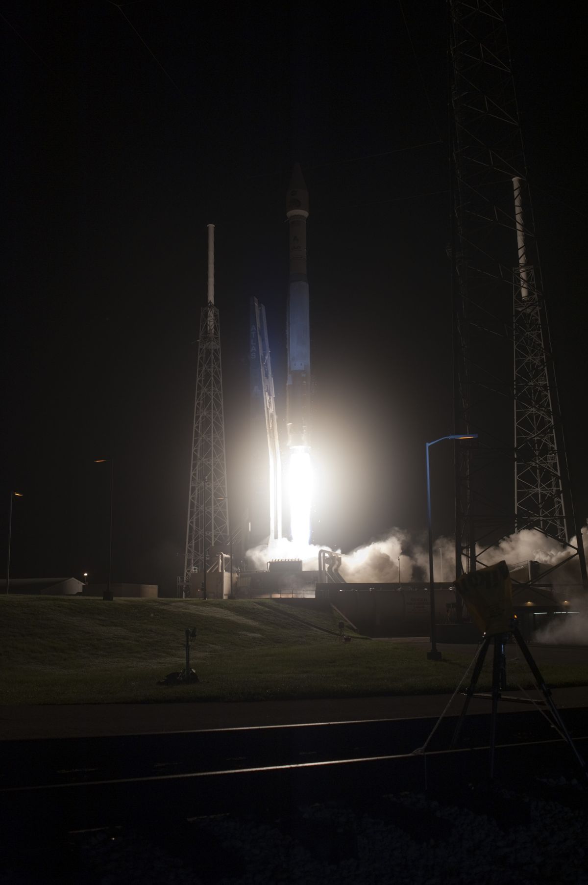 NASA Radiation Belt Storm Probes Launch Photos | Space