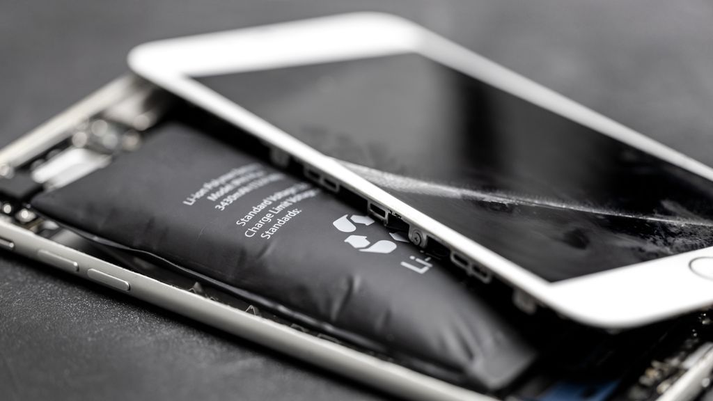 How to dispose of an inflated phone battery | TechRadar