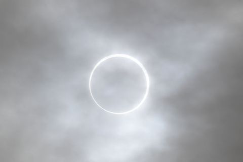 Annular solar eclipse wows skywatchers with spectacular 'ring of fire ...
