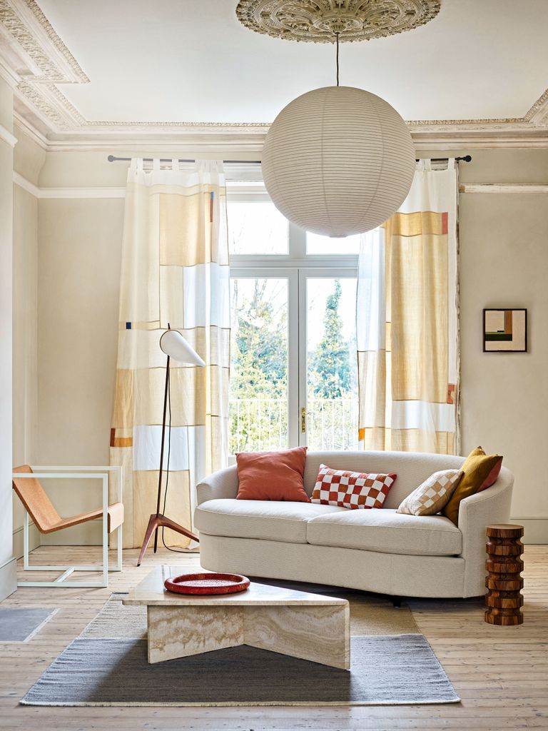 12 designer-approved living room layout hacks to elevate your space ...