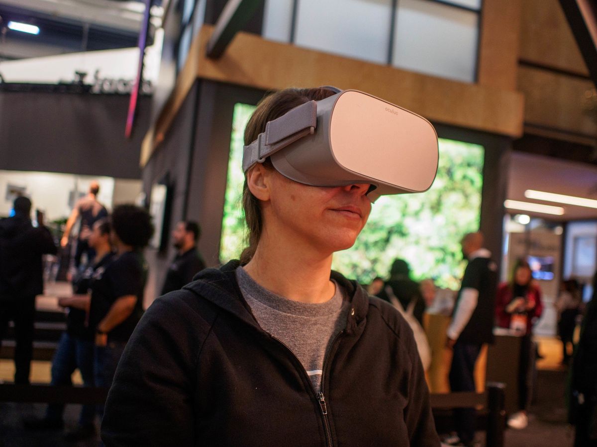 Everything you need to know about wireless VR | Windows Central